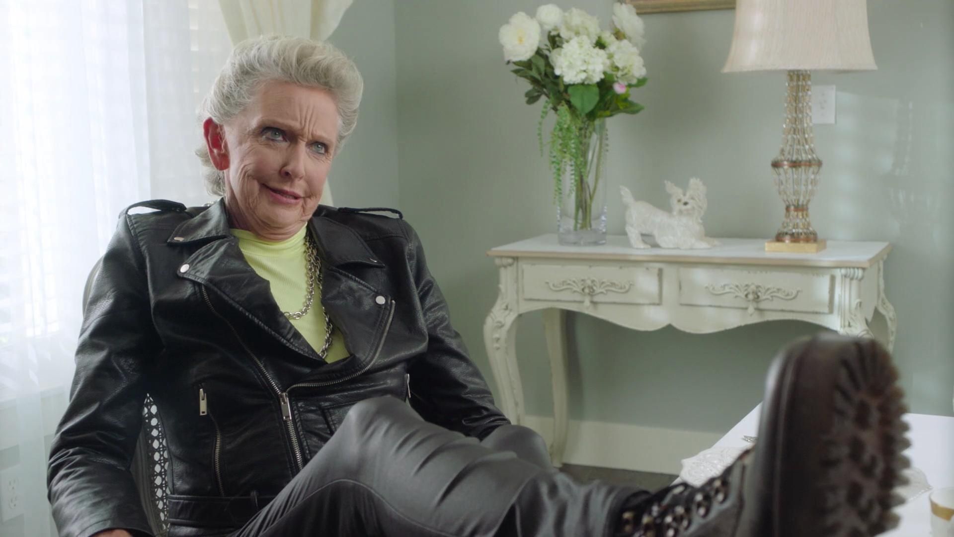 Babs Is Coming - S1 EP4 - Three Busy Debras